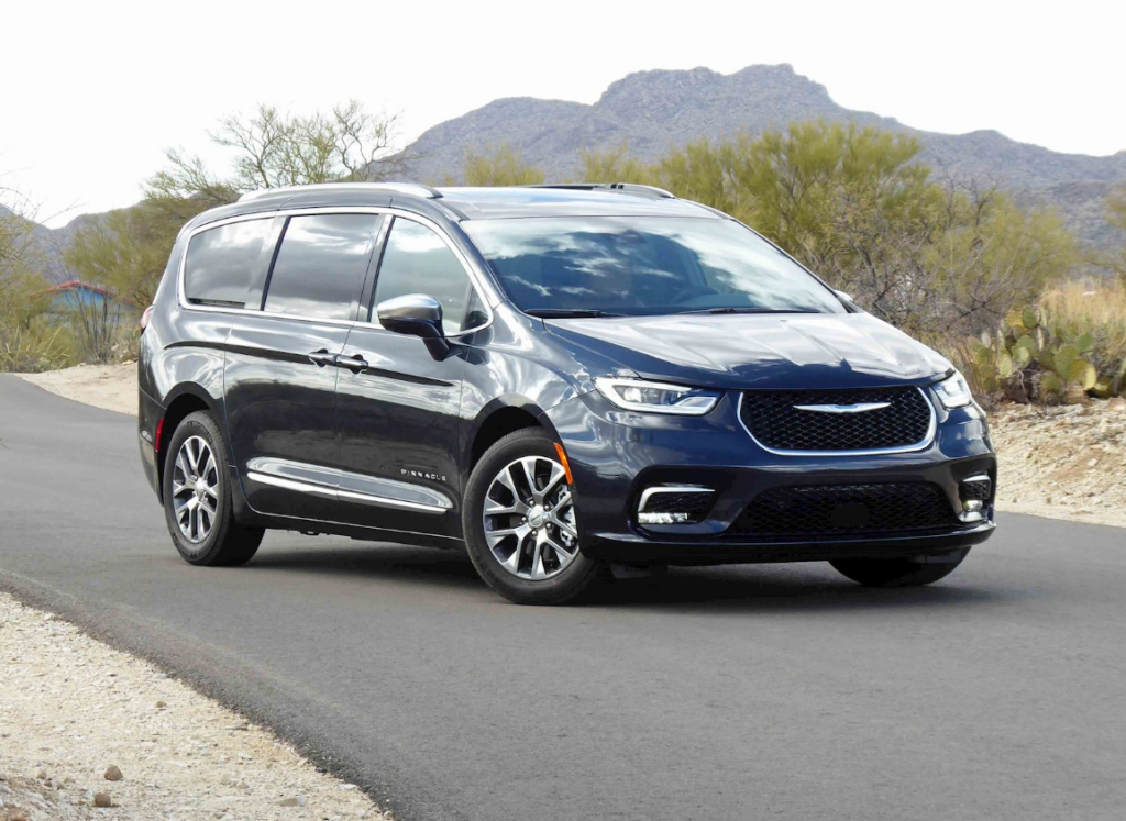 2025 Chrysler Pacifica Pinnacle: A Luxurious Minivan with a New ...